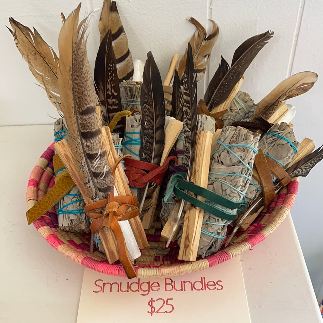 Smudge bundles – Poe Brand
